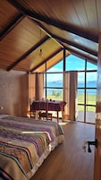 Quarto Deluxe, vista para o lago