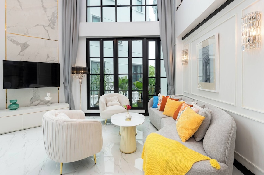 ÉLégant Poolhouse De 7 Chambres Avec Cinéma Et Ascenseur - à 2 Minutes Du Bts - Bangkok