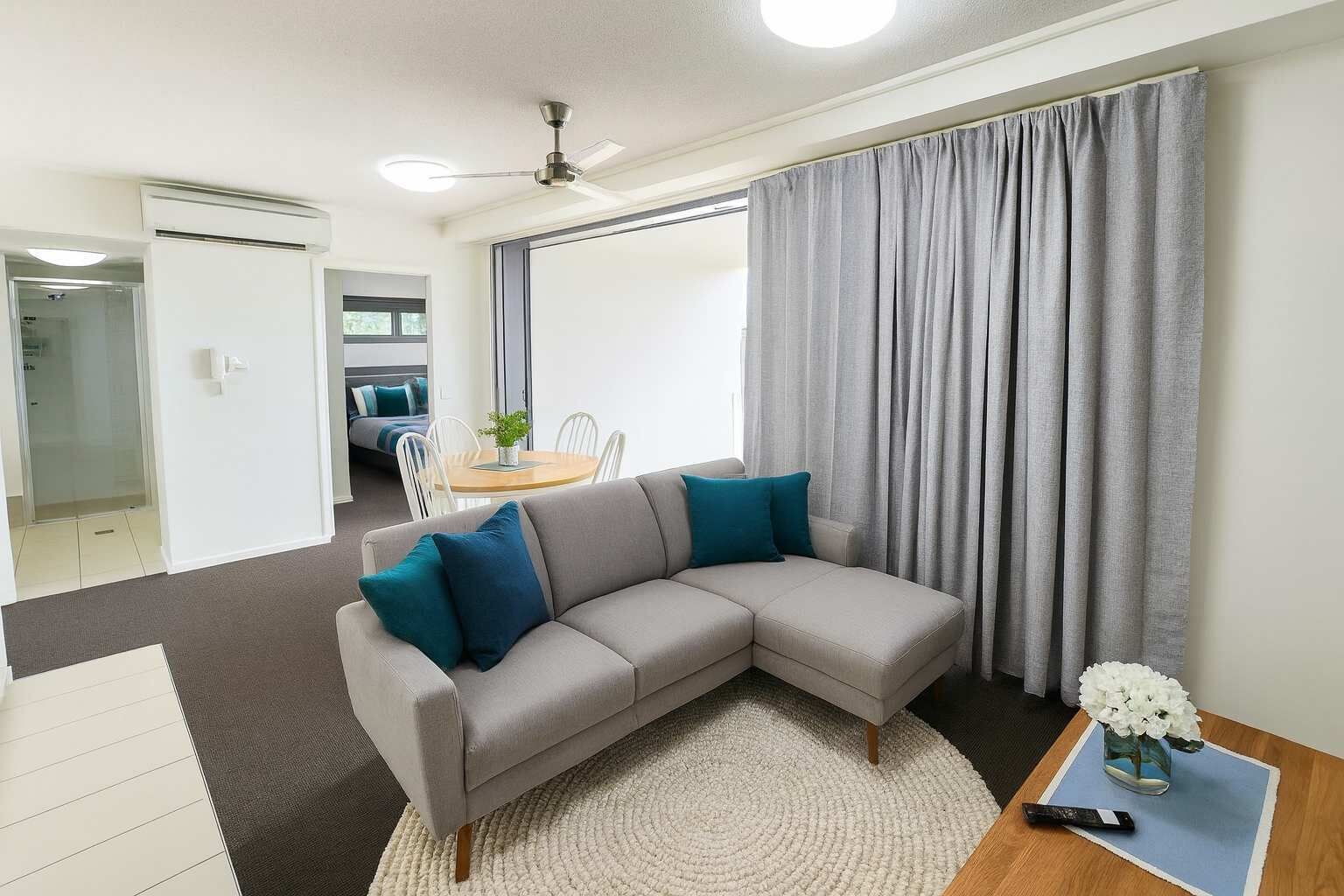 Central 2br Dual-key Apartment | Pool & Parking | Townsville - Townsville