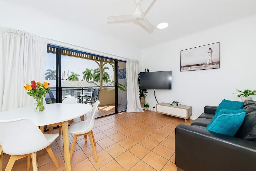 Prime 1 Bedroom Apartment On Palmer Street Townsville - Magnetic Island