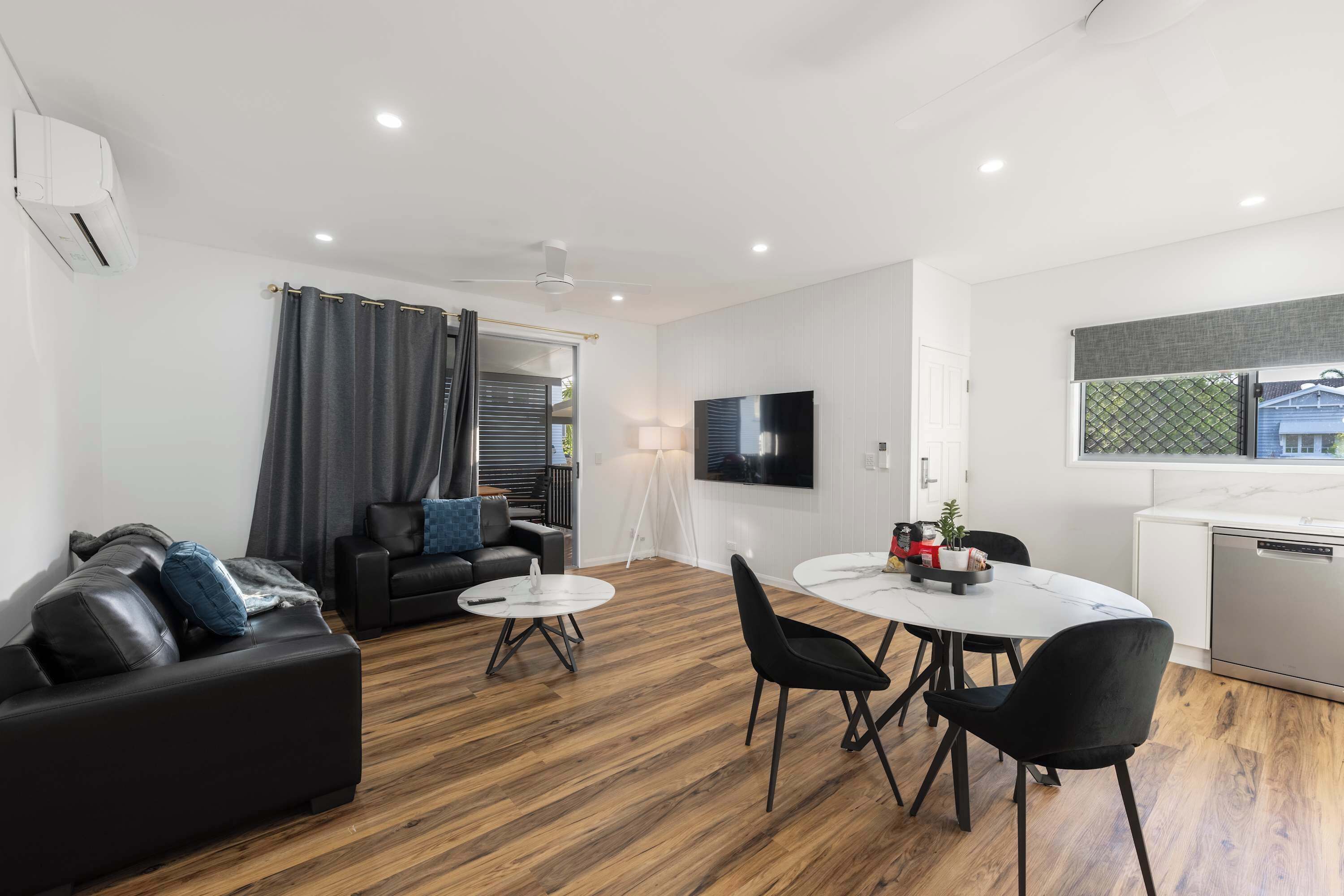Windsor Charm  Unit Two | 2 Bedroom Duplex In Hermit Park - Townsville