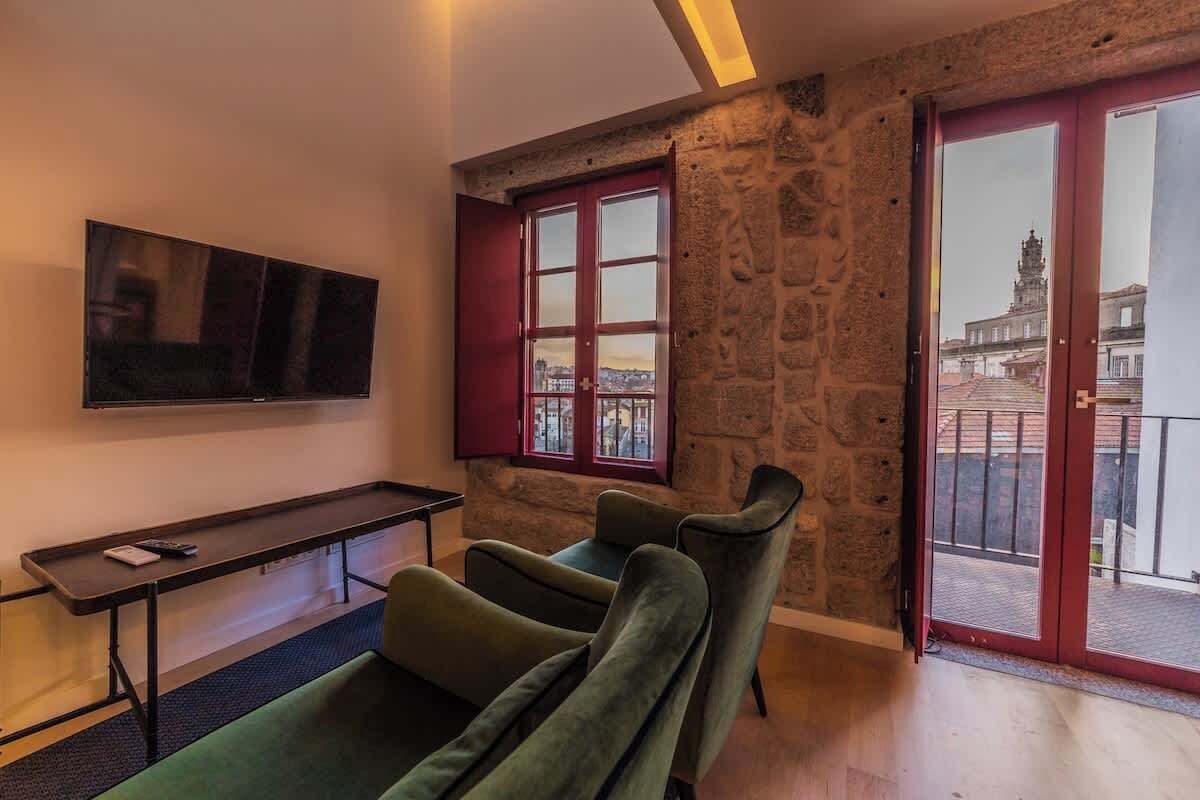 Designer Duplex Stay Near Clérigos By Hostwise - Vila Nova de Gaia