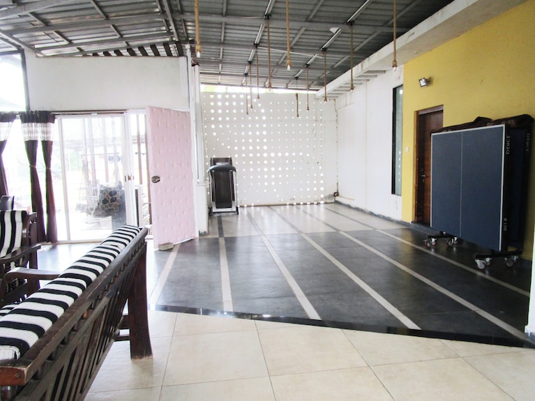 Luxurious 1 Bedroom Penthouse, Couple Friendly In Lovely Belagavi With Ac, Wifi - Belgaum