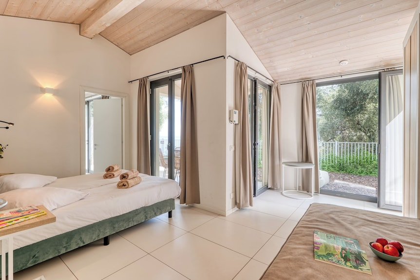 Boutique Pool Apt. Balzi Rossi - Capri, Ventimiglia, Italy - Plage Hawaii - Menton