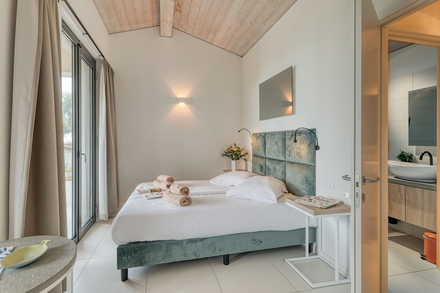 Boutique Pool Apt. Balzi Rossi - Lucca 1, Ventimiglia, Italy - Ventimiglia