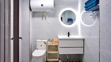 Estúdio Comfort, Vista para a cidade | Casa de banho