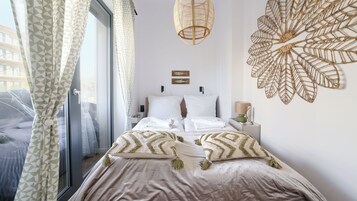 Apartamento (40) | Com decoração personalizada, com mobília individualizada 