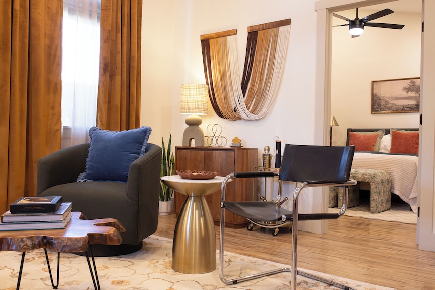 Modern 1 Br Guest House In Central Point, Or. Your Ideal Southern Oregon Stopover! Features Ac, Full Kitchen, W/d, And Dedicated Workspace. Quick And Convenient Access To I-5 And Local Attractions. - Oregon