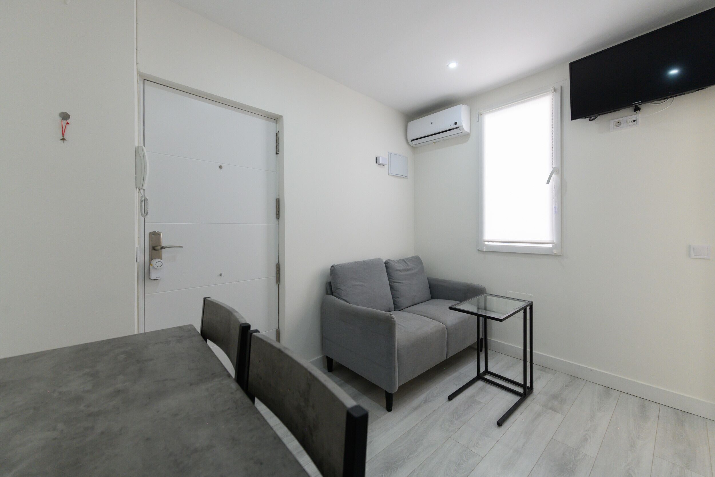 Monthly Rental In Madrid - Modern 1 Bedroom Flat - Chamartín