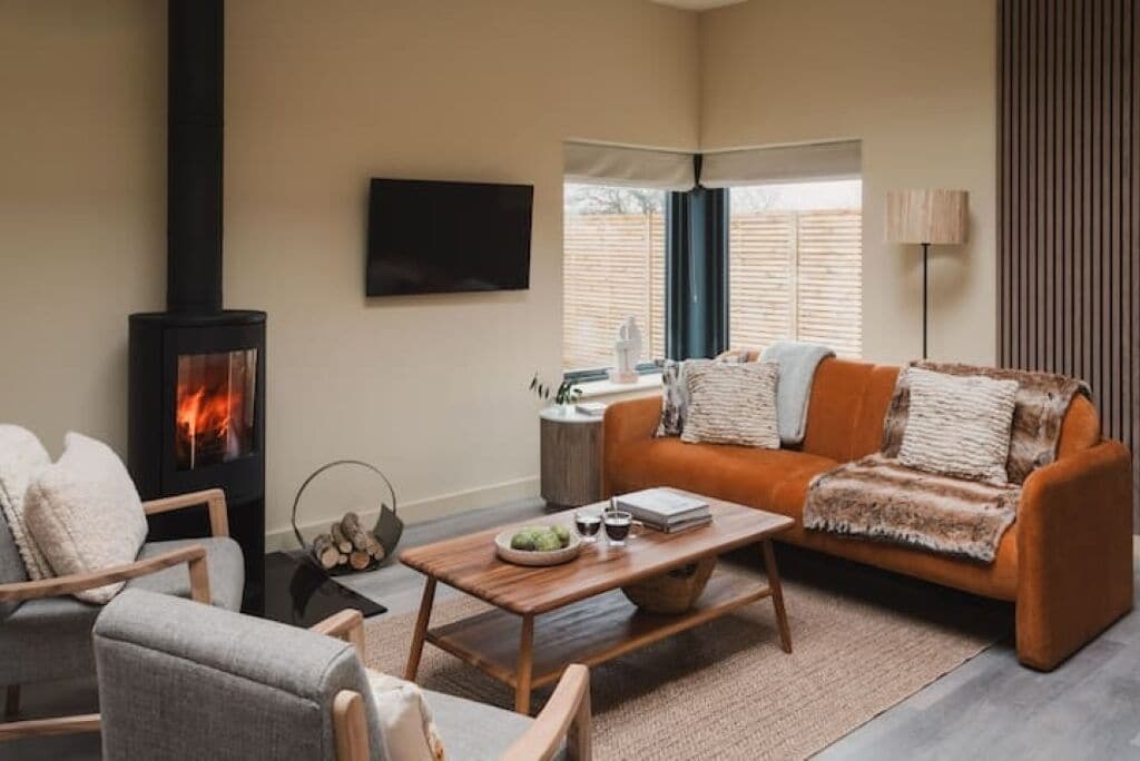 Longstones Avebury - Horslip - Devizes