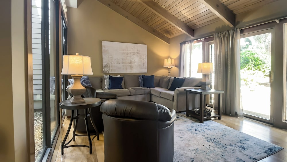 203 Twin Oaks At The Sea Pines Resort - Bluffton, SC