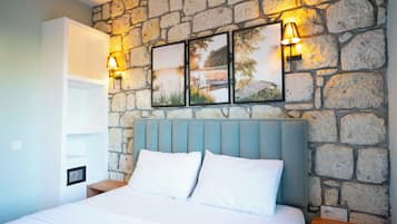 Quarto Standard, Vista para a cidade | Cofre no quarto, secretária