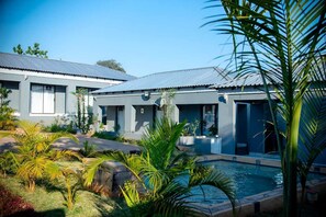 Piscina externa