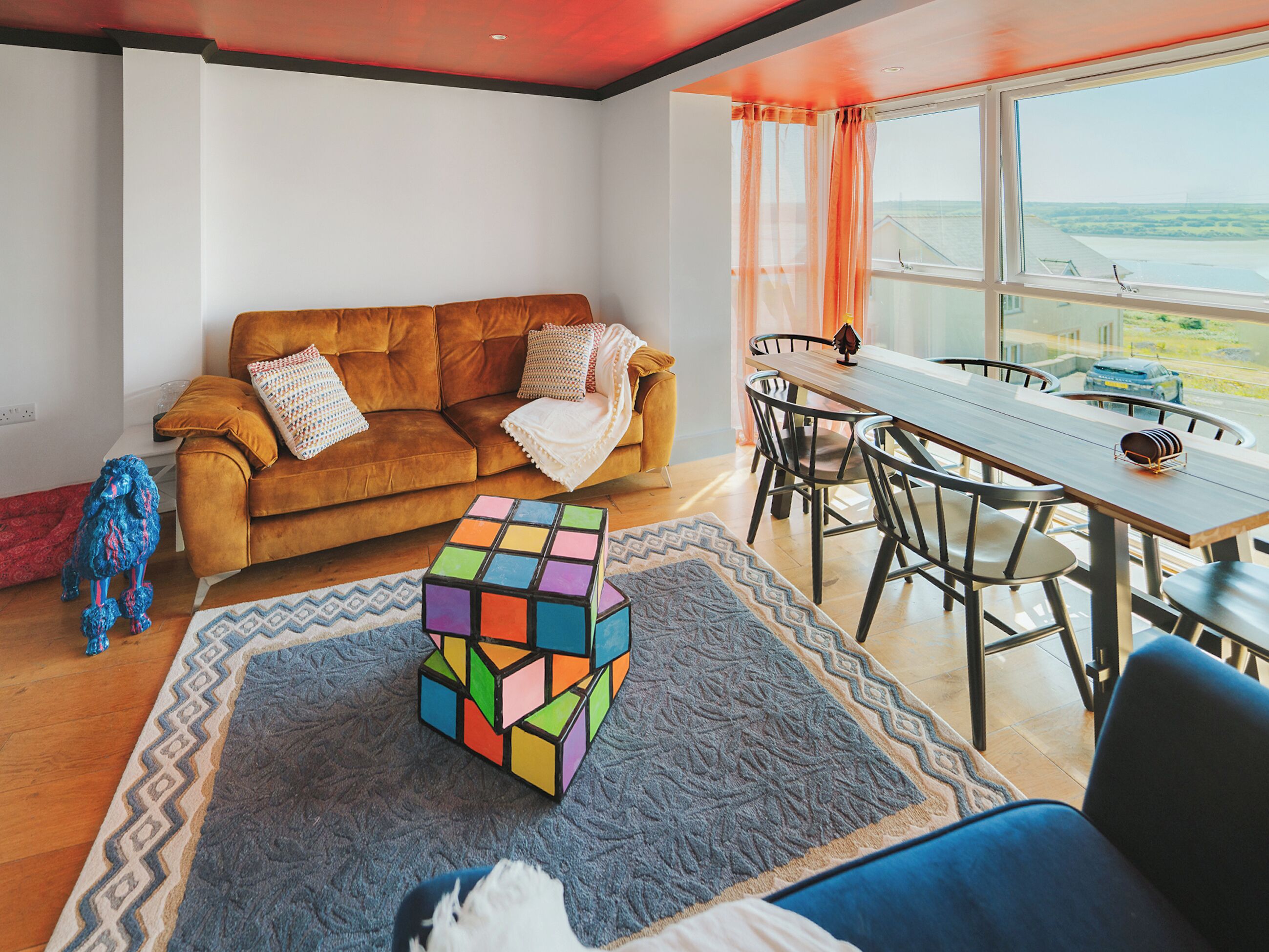 4 Bedroom Accommodation In Pennar - Milford Haven