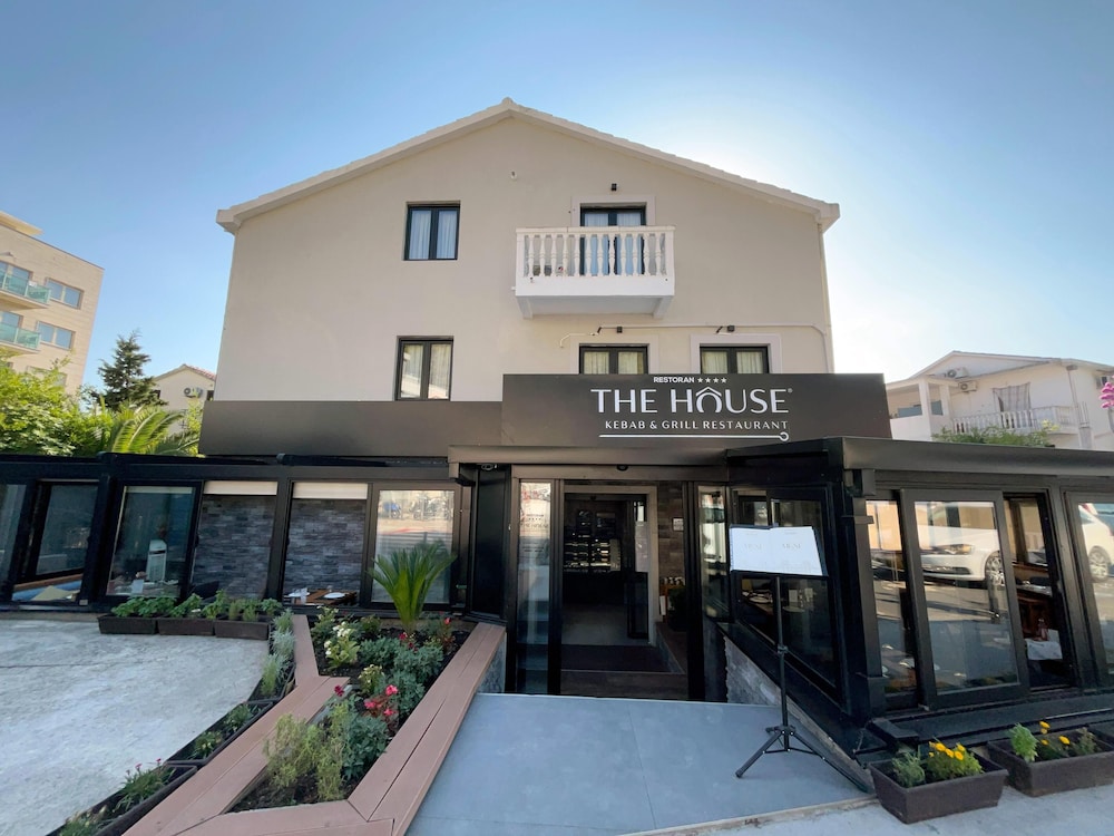 The House Rooms - Budva