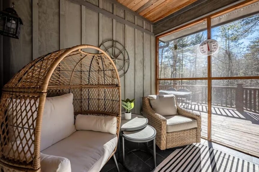 Sapphire Home- Sleeps 12- Hot Tub- Game Room - Pet Friendly - Cashiers, NC