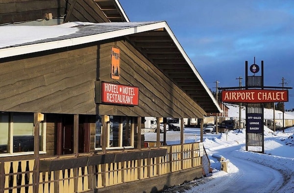 Airport Chalet - Yukon