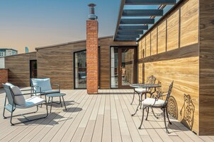 Quarto casal superior | Terraço/pátio