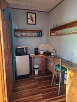 Apartamento Standard, vista para a montanha | Sala de estar | Televisor, brinquedos 