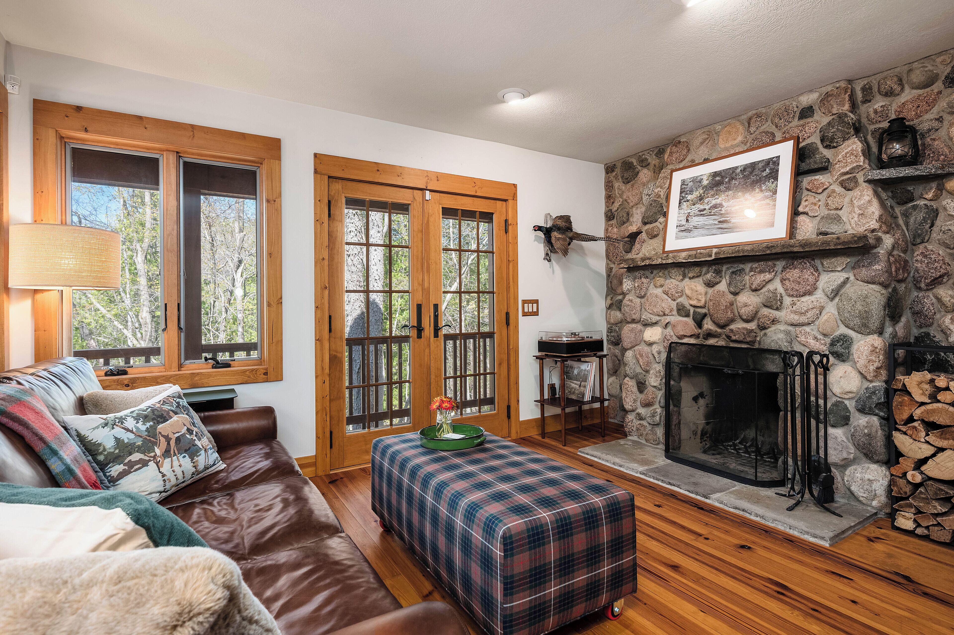 Secluded Cabin On Betsie River With Hot Tub & Firepit. Minutes To Crystal Mtn - トンプソンビル, MI