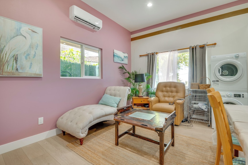 Relax Near The Sea: Rancho Palos Verdes Cottage - Los Angeles, CA