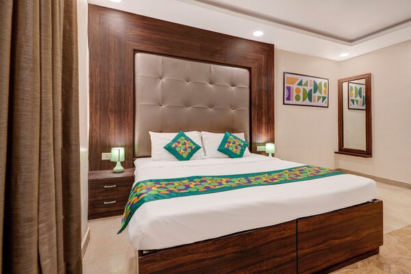 Treebo Riddhi Paradise - 15 Mins From Airport - Lucknow