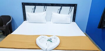 Quarto casal luxo, vista para a cidade | Quartos à prova de som, Wi-Fi de cortesia, roupa de cama