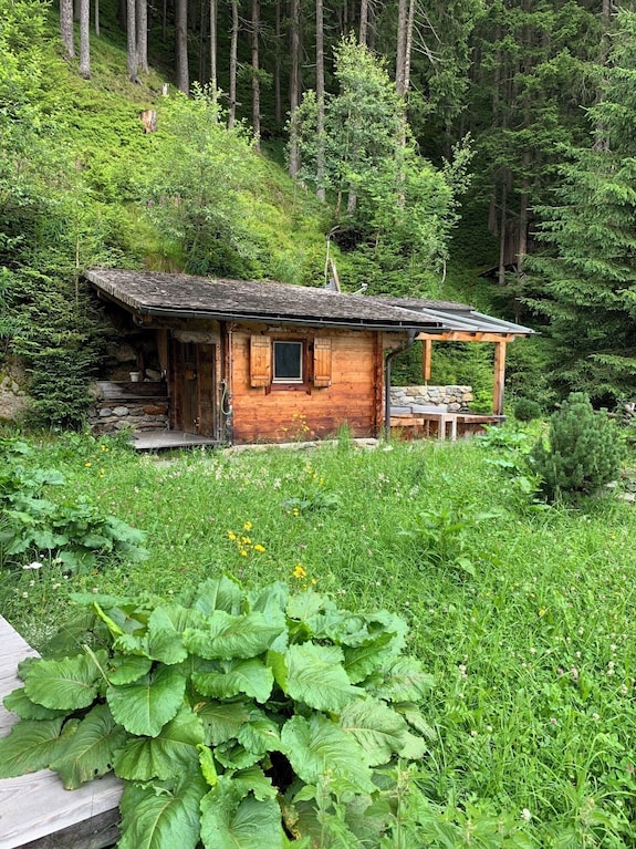 Gemütliche Vollholz Almhütte In Den Zillertaler Alpen - Mayrhofen