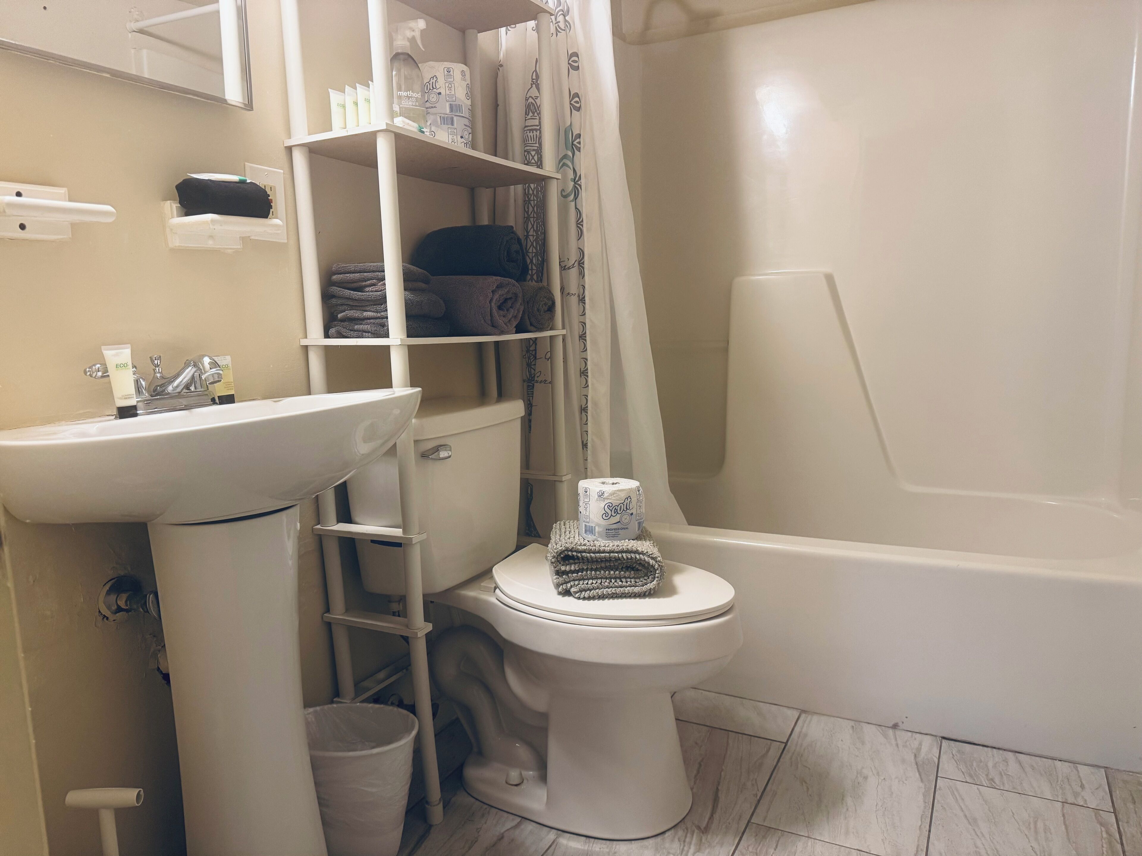 Close To Downtown With Your Own Parking Space - St. Augustine, FL