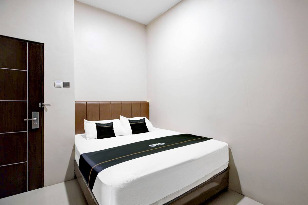 Quarto Duplo Deluxe | Secretária, Wi-fi grátis, roupa de cama fornecida
