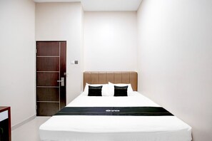 Quarto Duplo Deluxe | Secretária, Wi-fi grátis, roupa de cama fornecida