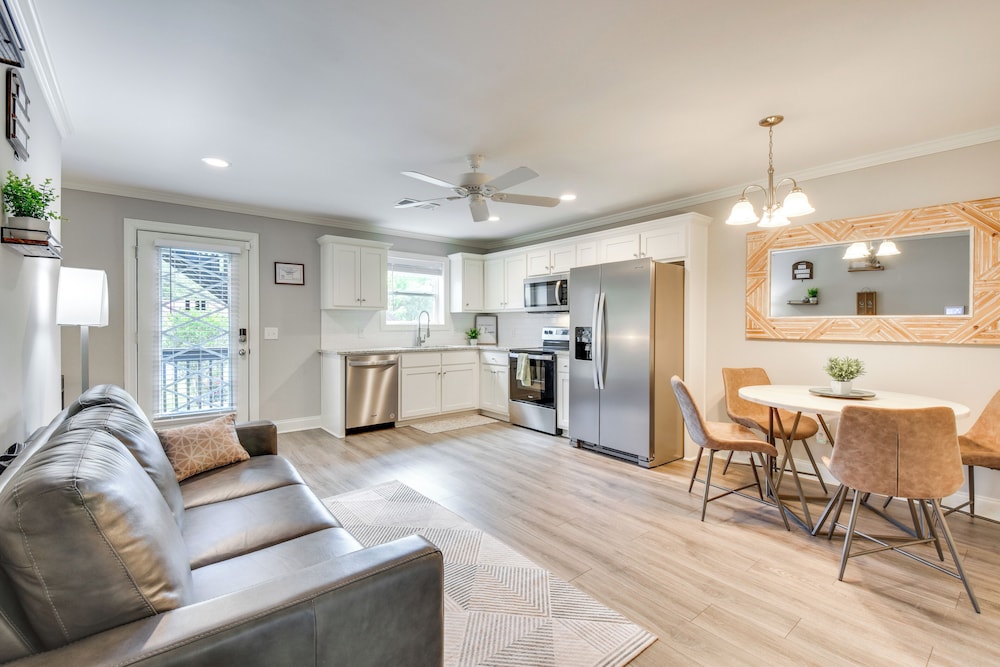 Walk To Main St & River: Downtown Helen Condo - Helen, GA