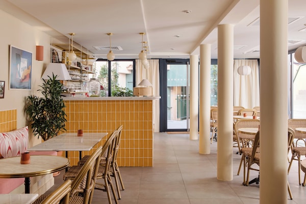 Alfred Hotels Toulouse Centre Wilson - Hôtel Rénové - Toulouse