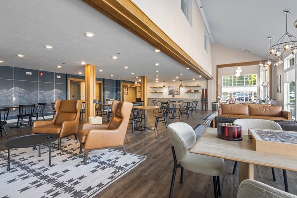 Área de estar no saguão