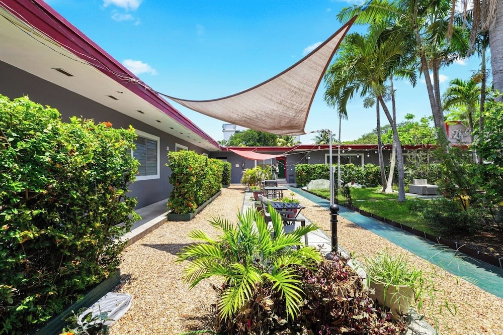 Cozy 2br In Hollywood Fl Pet Friendly - Hollywood, FL