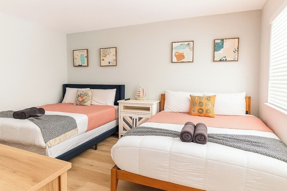 Beachside 1br Apt - Walk To Hollywood Dania Beach - Dania Beach, Hollywood