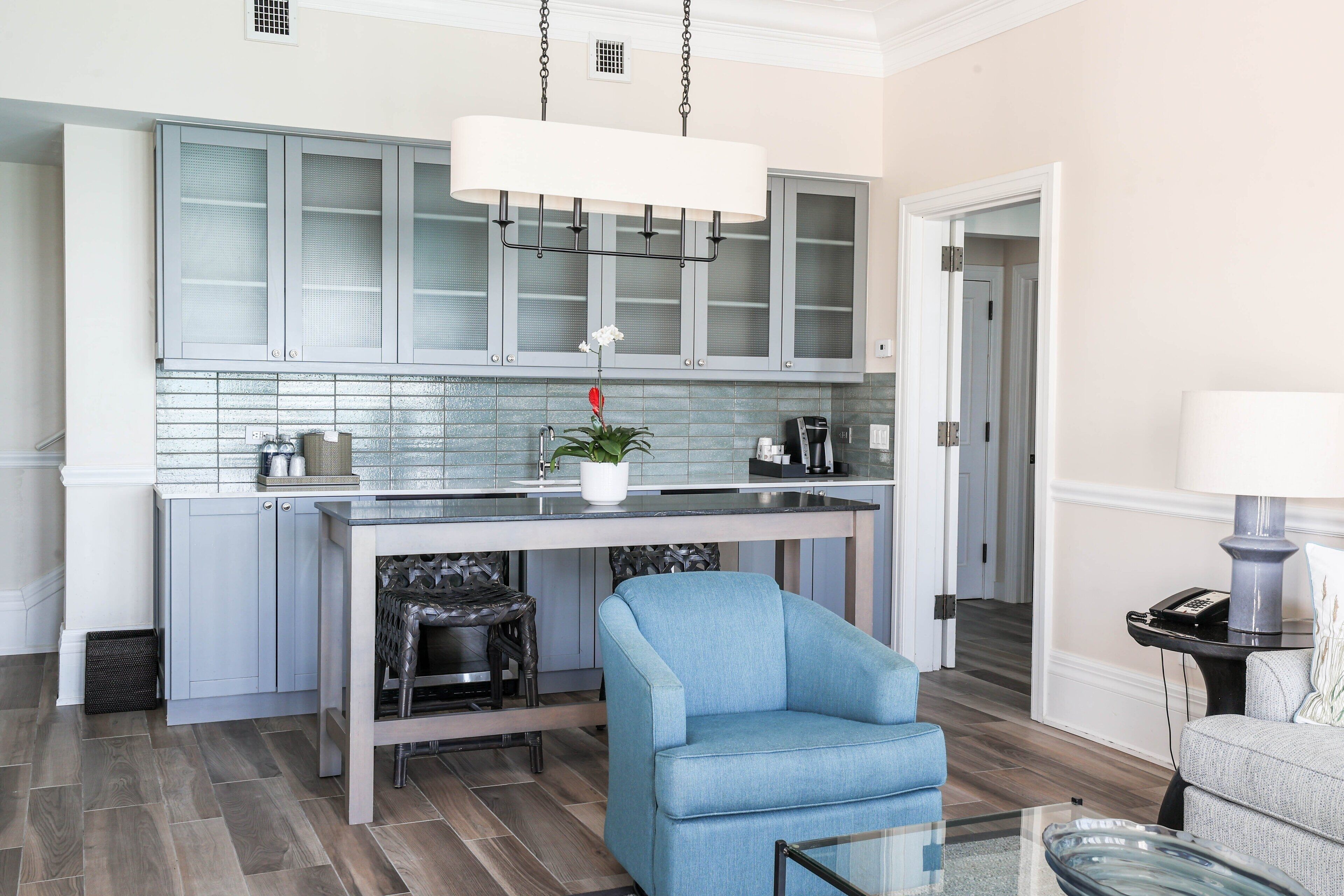 Sea Breeze 2 Bedroom Oceanfront Suite At The Pier House Resort & Spa - Key West, FL