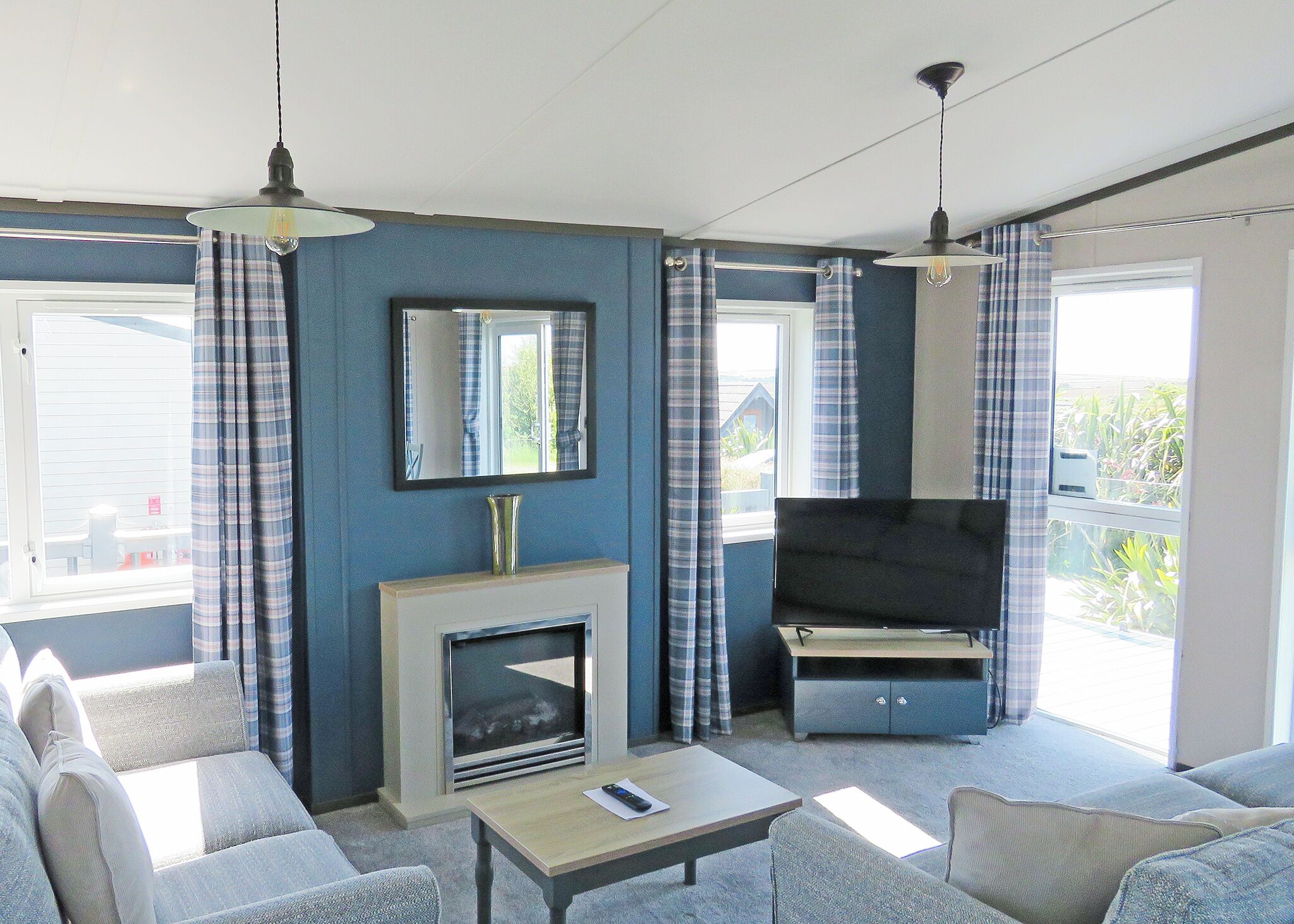 Superior Lodge 2 Bed - Sennen