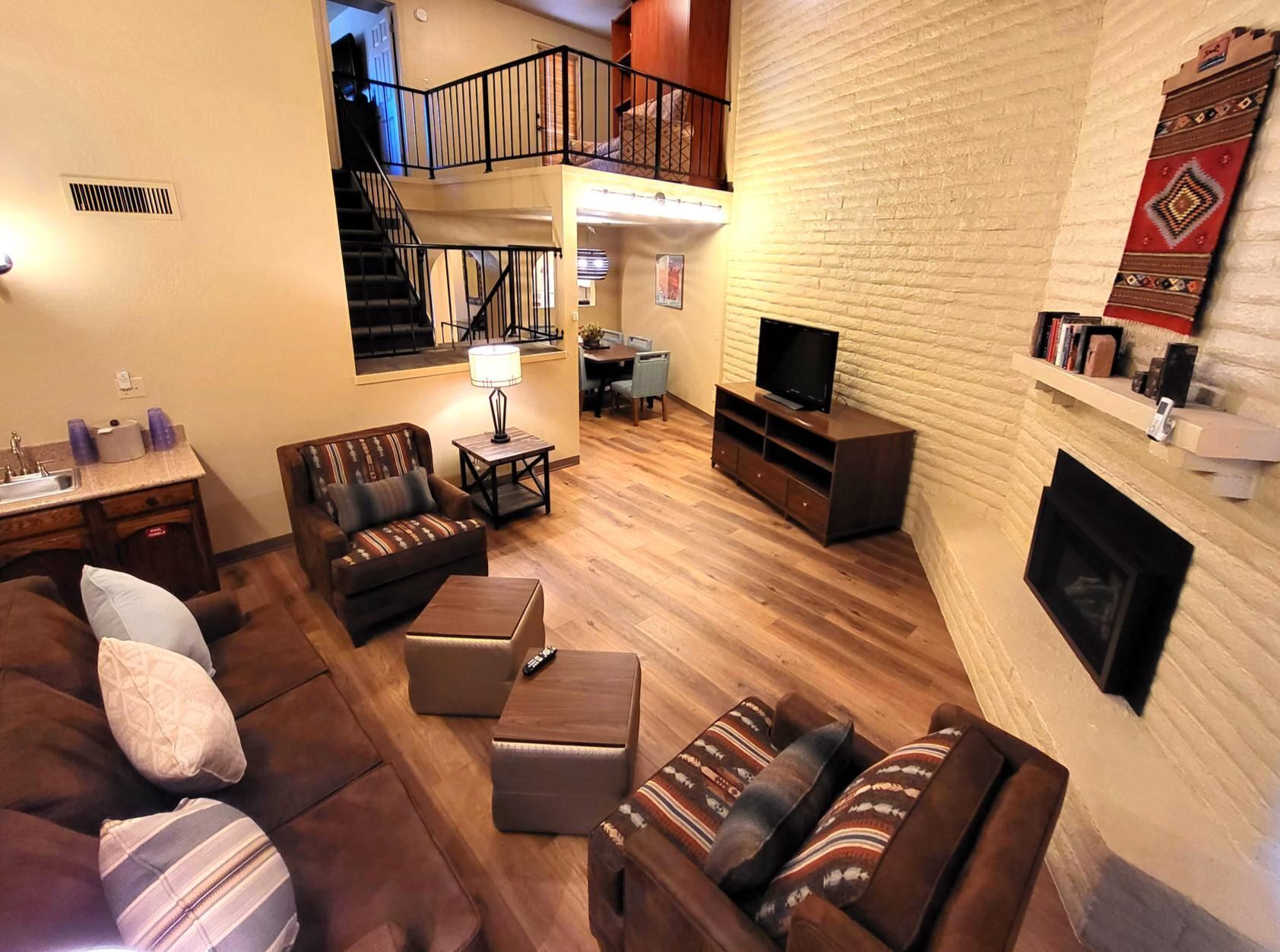 2br Loft W/ Balcony & Fireplace | Pools + Hot Tub - Sedona, AZ