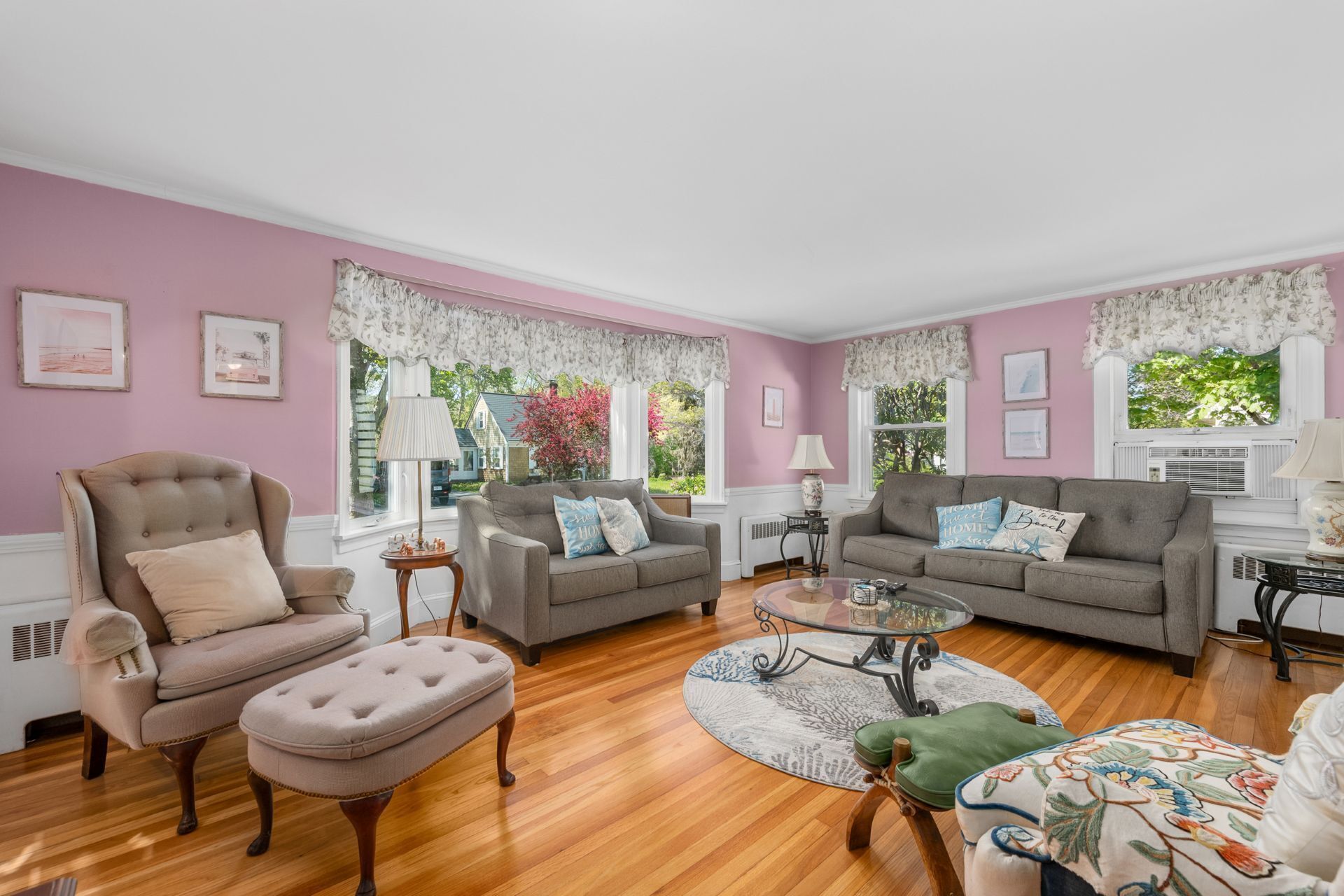 Family & Pet-friendly Cape Escape Near Beach - Barnstable, MA