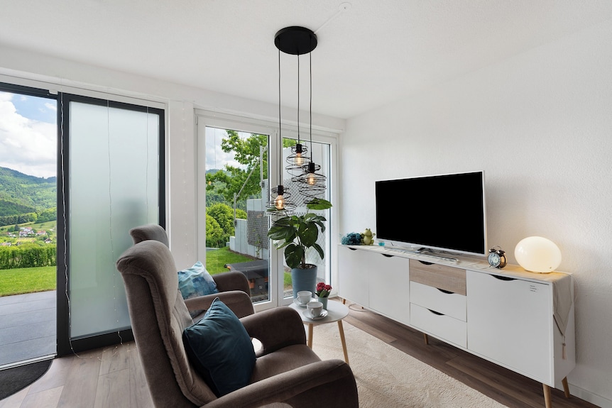 Appartement 'Luftige Auszeit' Avec Vue Sur La Montagne, Terrasse Privée Et Jardin - Baden-Baden