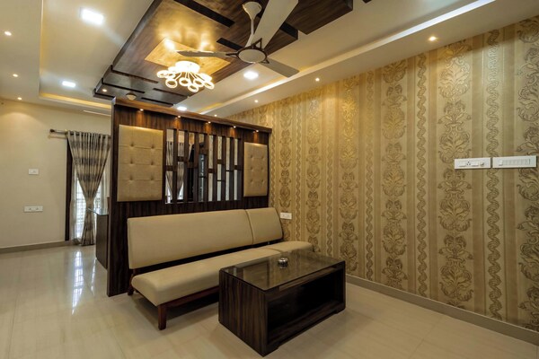 Sr Boutique Stay - Coimbatore