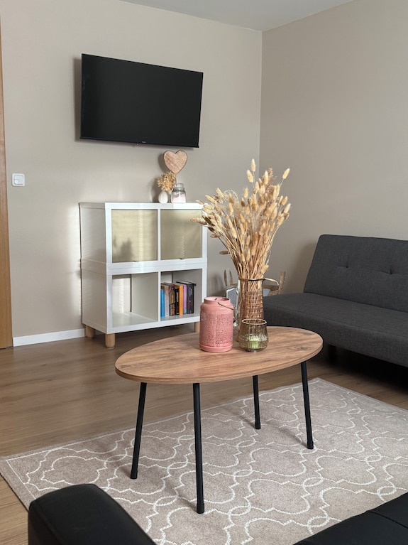 Small Country House By The Park - Lohsa