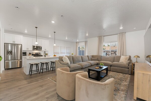 Long Valley Leisure 4 Bedroom Townhouse - Sand Hollow State Park, UT