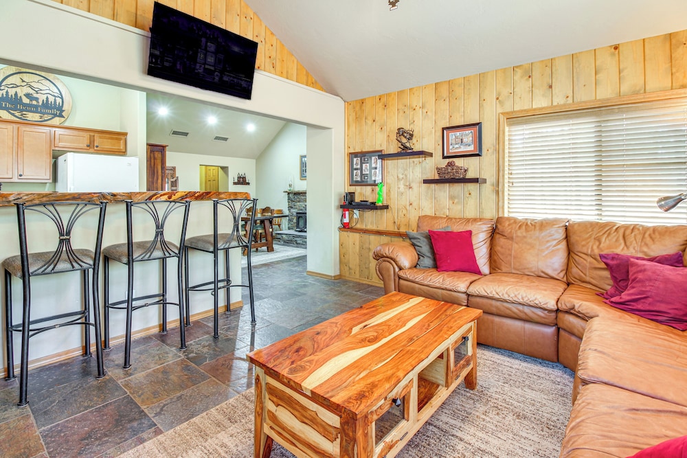 Family-friendly Hideaway Cabin In Lakeside! - Pinetop-Lakeside