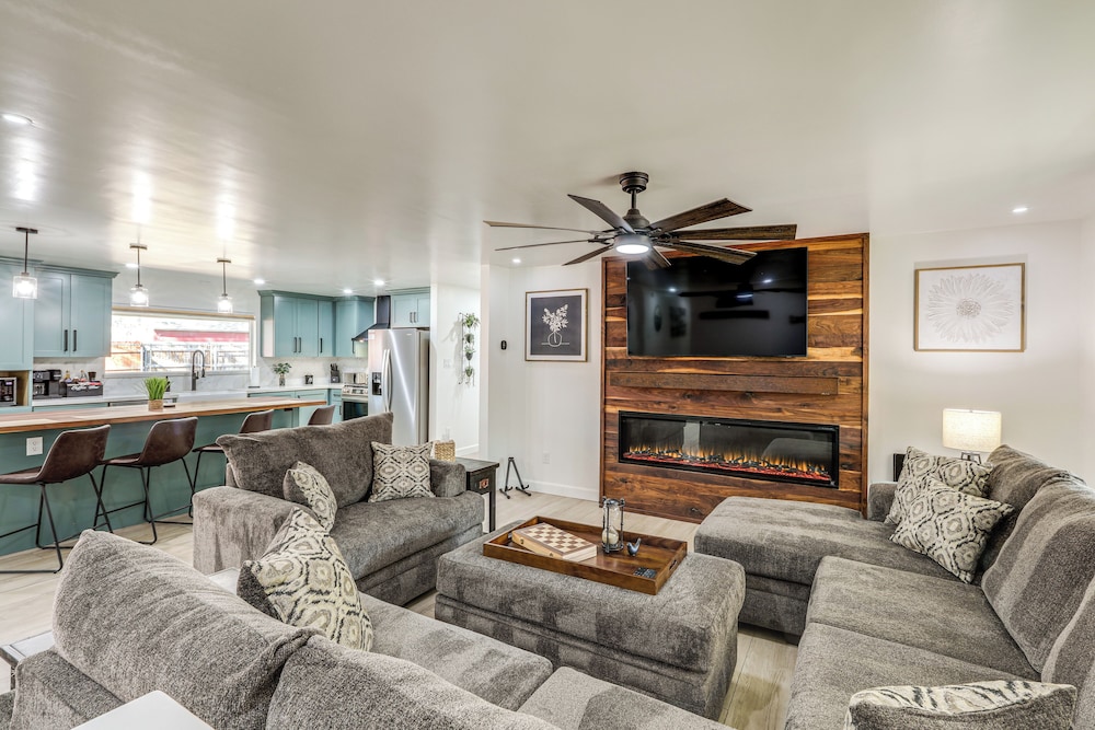 Walk To Dtwn Flagstaff: Home W/ Great Outdoor Area - Flagstaff