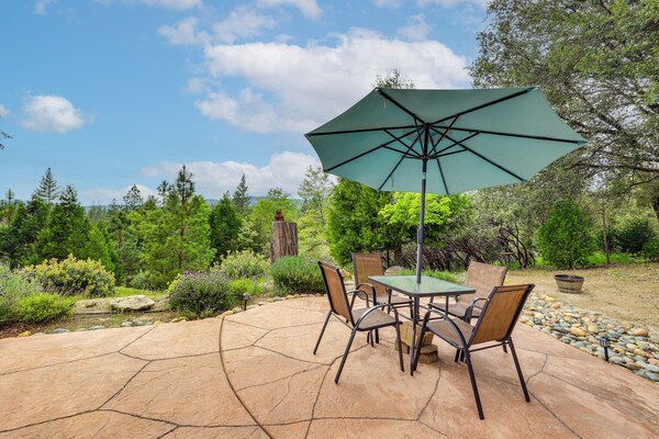 Hot Tub, Games & Sports: Luxury Yosemite Escape - Bass Lake, CA