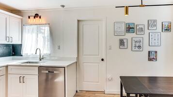 Casa (2 Bedrooms) | Interior