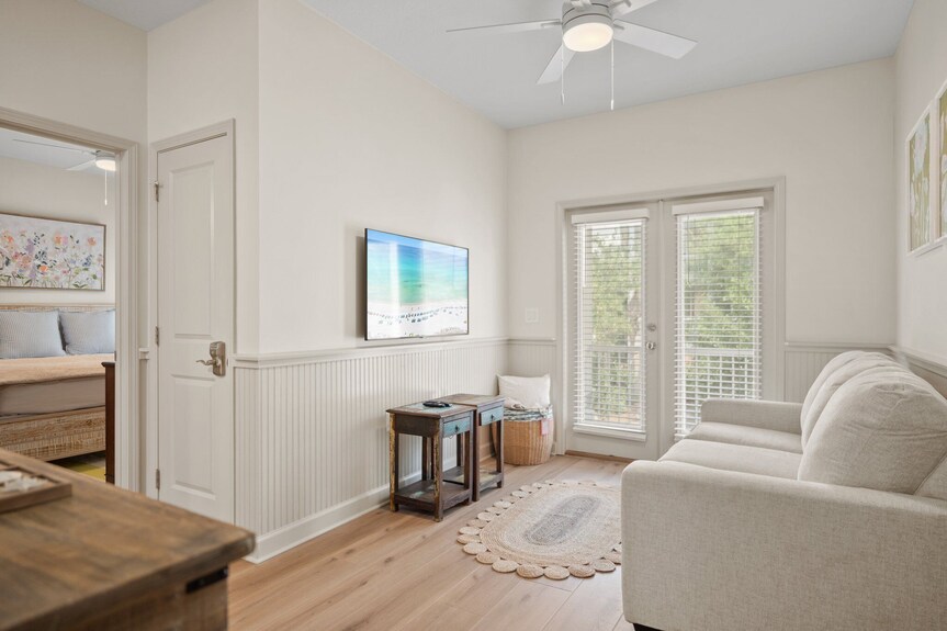 Relaxing Stay Near Beach Pool And Golf Cart - Destin, FL