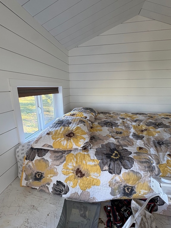 Welcome To The Bee Bus A Cozy One-of-a-kind Tiny Home With Mountain Views - Colorado